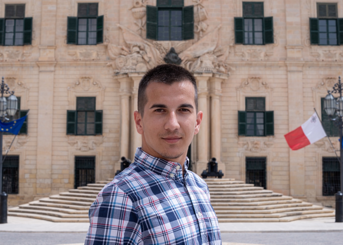 „Lako je slaviti tuđe živote, teško je vječnim učiniti svoj“- Miladin ...